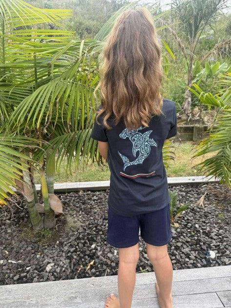 Wai-Tai Kids Navy Mangopare Tee – Wai-Tai Aotearoa